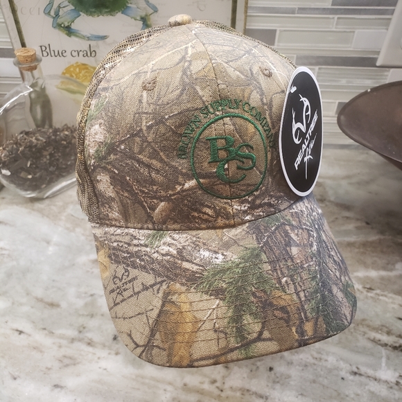 Realtree | Accessories | Realtree Edge Blaze Logo Camo Mesh Trucker Cap ...